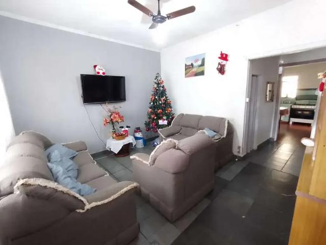 Casa / Sobrado para Venda em Cotia/SP Vila Santo Antônio do Portão 3 Quartos