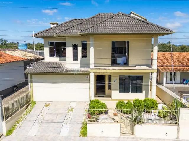 Casa / Sobrado para Venda em Criciúma/SC Maria Céu 3 Quartos