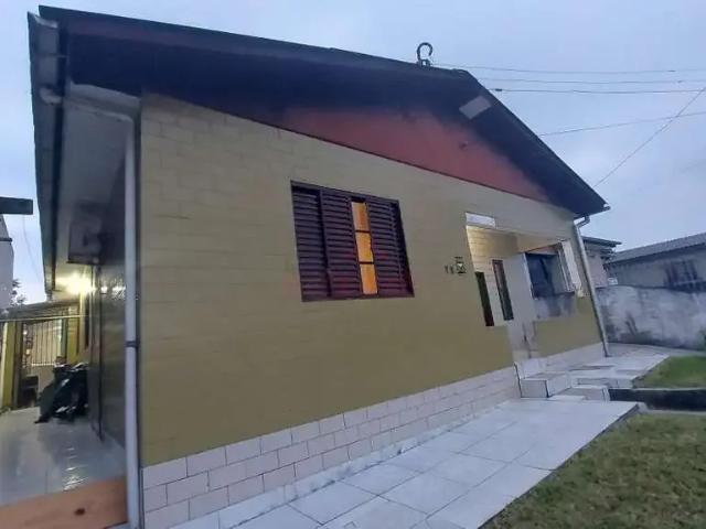 Casa / Sobrado para Venda em Criciúma/SC Vila Manaus 4 Quartos