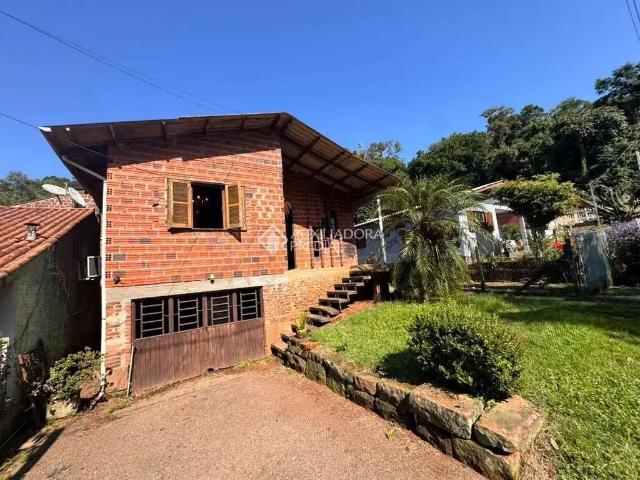 Casa / Sobrado para Venda em Cruzeiro do Sul/RS Centro 4 Quartos
