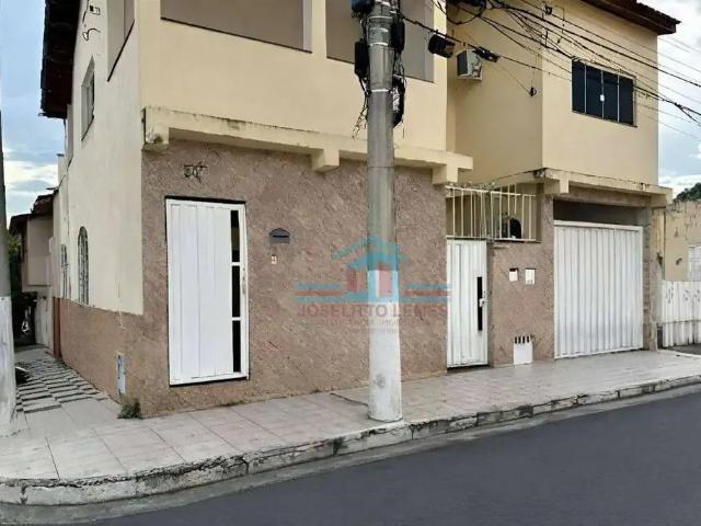 Casa / Sobrado para Venda em Cruzeiro/SP Vila Expedicionários Cruzeirenses 7 Quartos