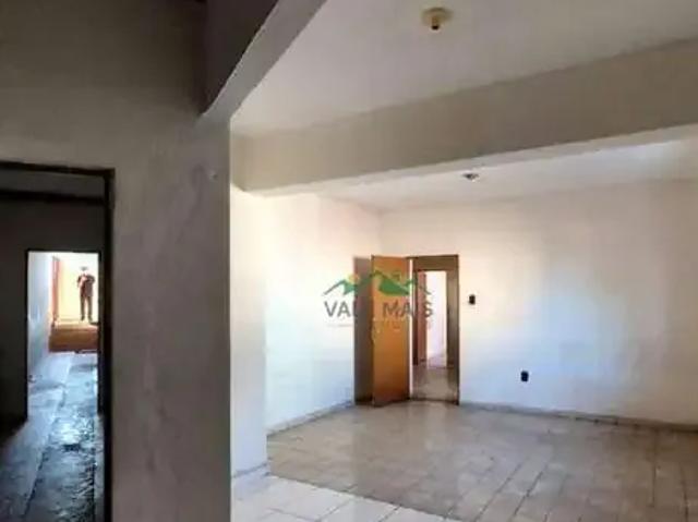 Casa / Sobrado para Venda em Cruzeiro/SP Vila Expedicionários Cruzeirenses 3 Quartos