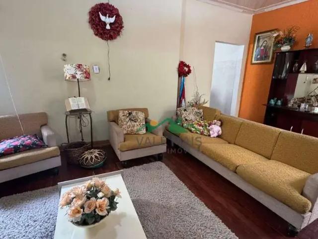 Casa / Sobrado para Venda em Cunha/SP Centro 3 Quartos