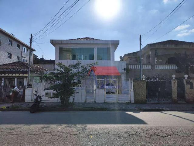 Casa / Sobrado para Venda em Cubatão/SP Jardim Casqueiro 4 Quartos