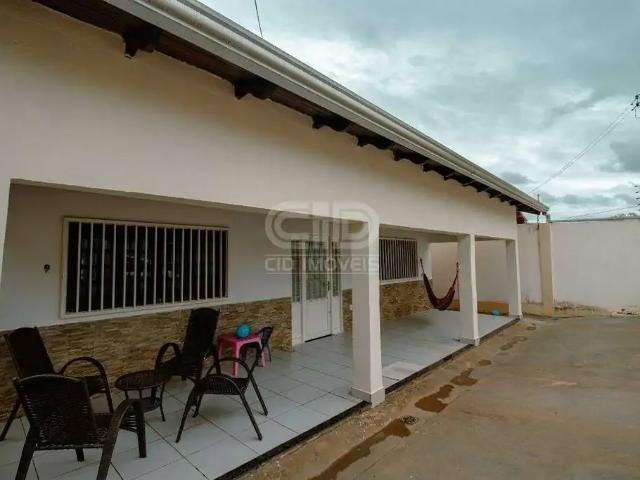 Casa / Sobrado para Venda em Cuiabá/MT Altos do Coxipó 3 Quartos