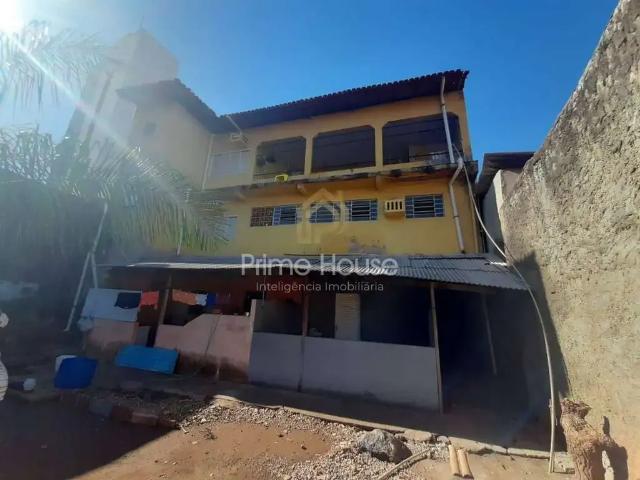 Casa / Sobrado para Venda em Cuiabá/MT Araés 8 Quartos