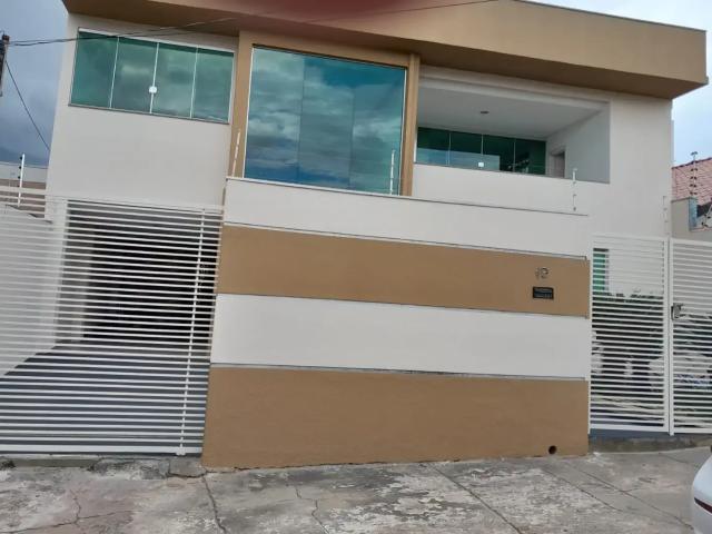 Casa / Sobrado para Venda em Cuiabá/MT Araés 3 Quartos