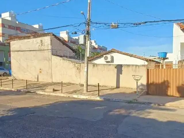 Casa / Sobrado para Venda em Cuiabá/MT Areão 4 Quartos