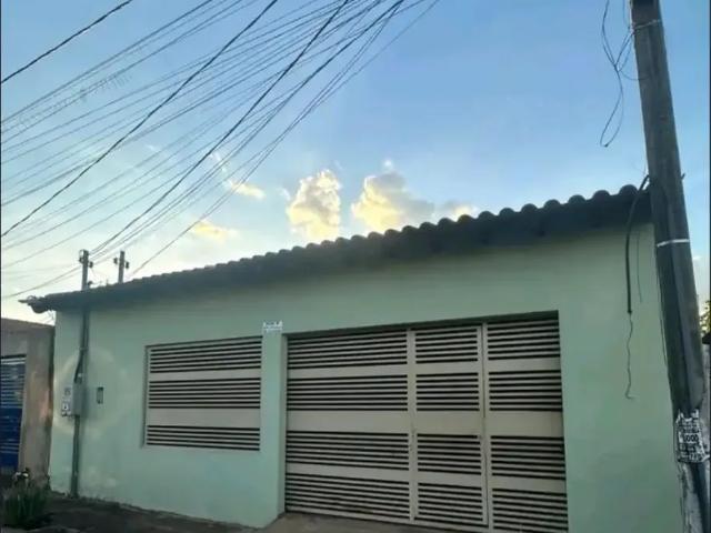 Casa / Sobrado para Venda em Cuiabá/MT Areão 2 Quartos