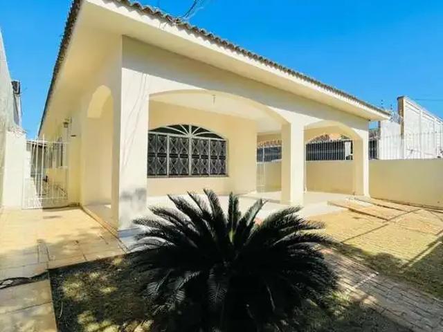 Casa / Sobrado para Venda em Cuiabá/MT Bosque da Saúde II