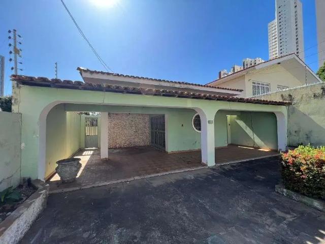 Casa / Sobrado para Venda em Cuiabá/MT Centro Norte 3 Quartos