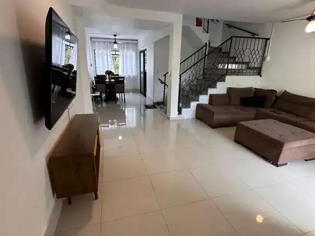 Casa / Sobrado para Venda em Cuiabá/MT Centro Sul 5 Quartos