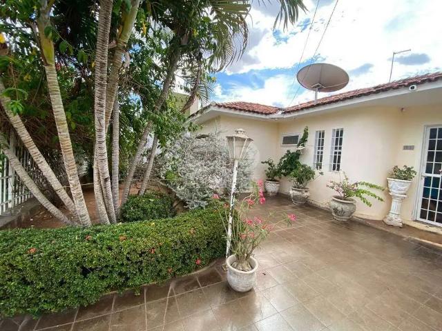 Casa / Sobrado para Venda em Cuiabá/MT Cidade Alta 3 Quartos