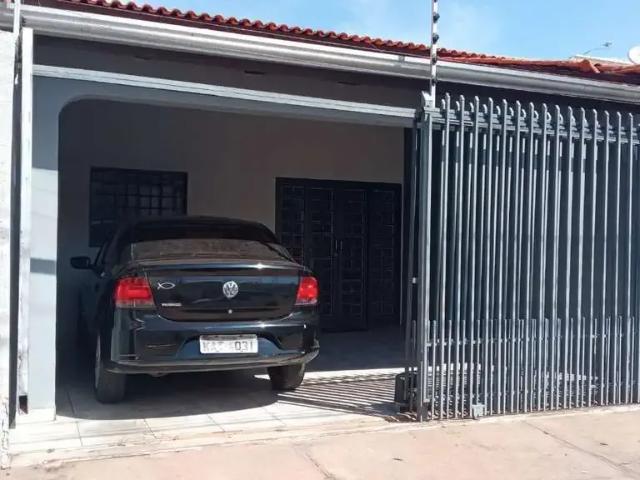 Casa / Sobrado para Venda em Cuiabá/MT Cidade Alta 3 Quartos