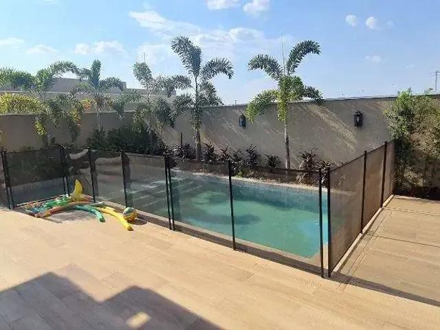 Casa / Sobrado para Venda em Cuiabá/MT Condomínio Villa Jardim 4 Quartos