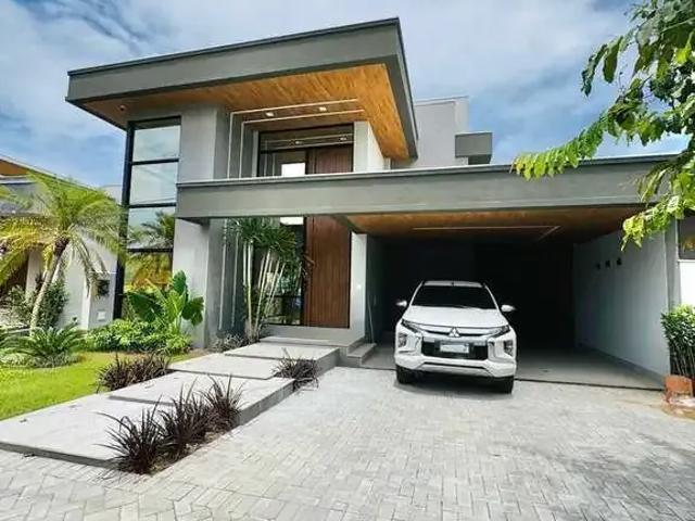 Casa / Sobrado para Venda em Cuiabá/MT Condomínio Villa Jardim 4 Quartos