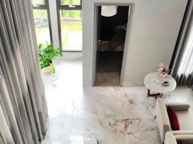 Casa / Sobrado para Venda em Cuiabá/MT Condomínio Villa Jardim 4 Quartos