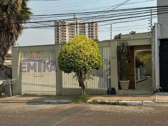 Casa / Sobrado para Venda em Cuiabá/MT Dom Aquino 3 Quartos