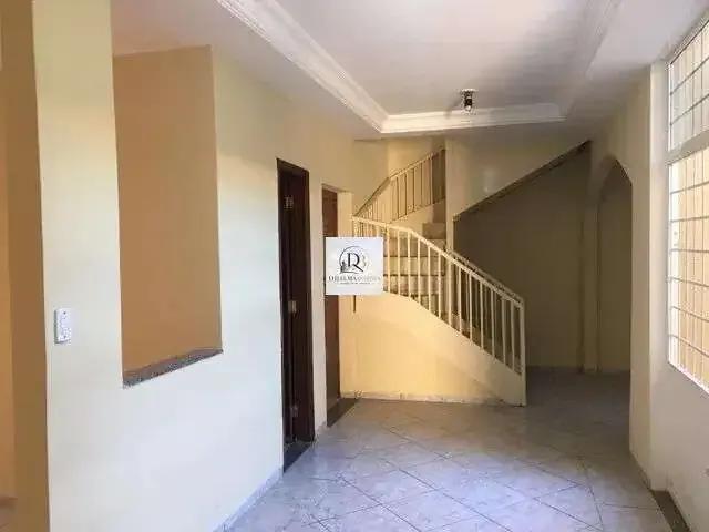 Casa / Sobrado para Venda em Cuiabá/MT Goiabeiras 4 Quartos