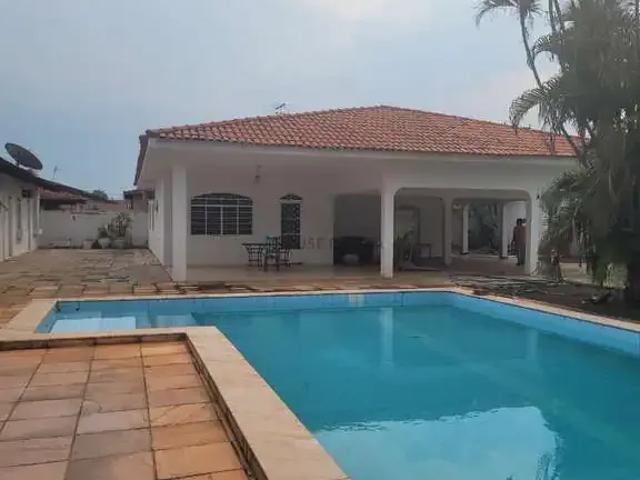 Casa / Sobrado para Venda em Cuiabá/MT Jardim Califórnia 6 Quartos