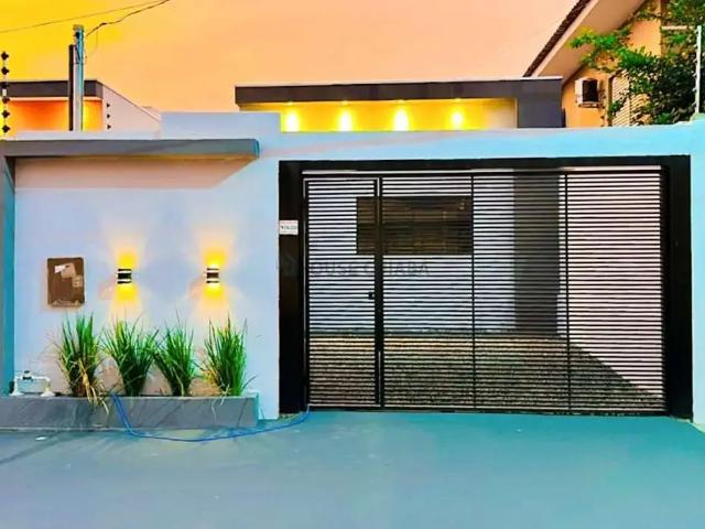 Casa / Sobrado para Venda em Cuiabá/MT Jardim Califórnia 3 Quartos