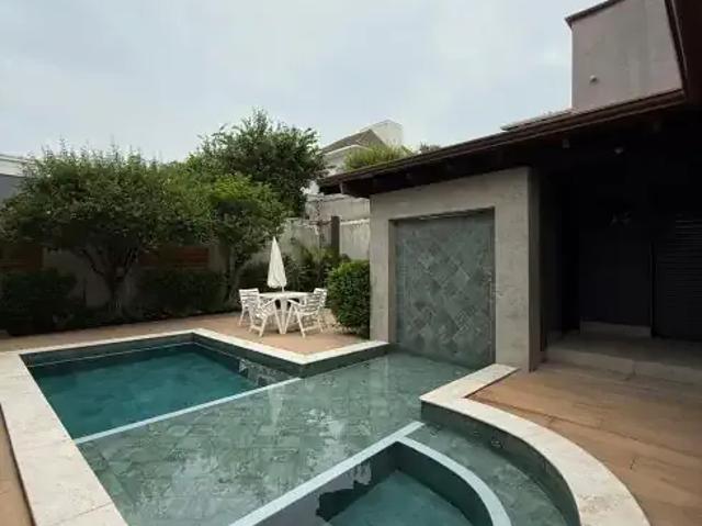 Casa / Sobrado para Venda em Cuiabá/MT Jardim Califórnia 3 Quartos