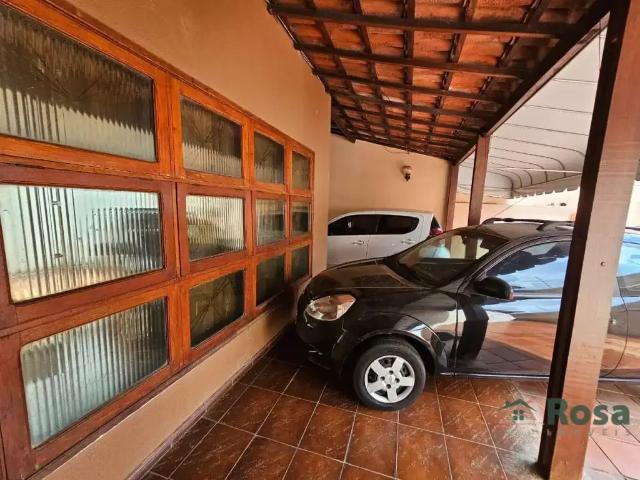 Casa / Sobrado para Venda em Cuiabá/MT Jardim Cuiabá 3 Quartos