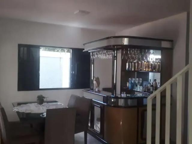Casa / Sobrado para Venda em Cuiabá/MT Jardim Europa 4 Quartos