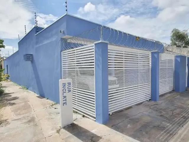 Casa / Sobrado para Venda em Cuiabá/MT Jardim Europa 4 Quartos