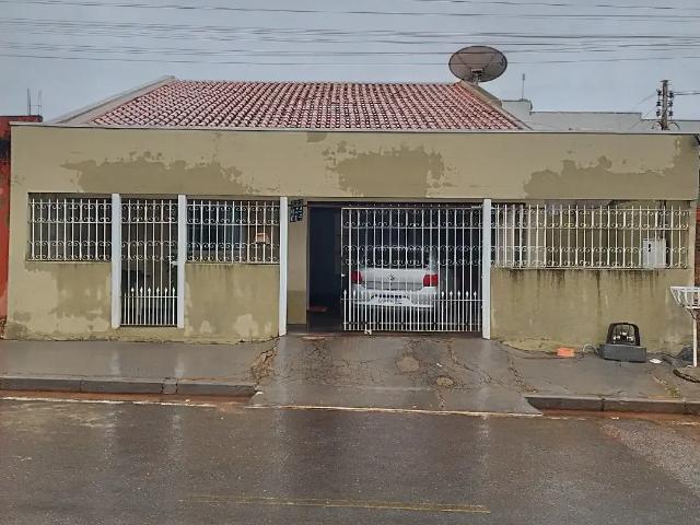 Casa / Sobrado para Venda em Cuiabá/MT Jardim Florianópolis 3 Quartos