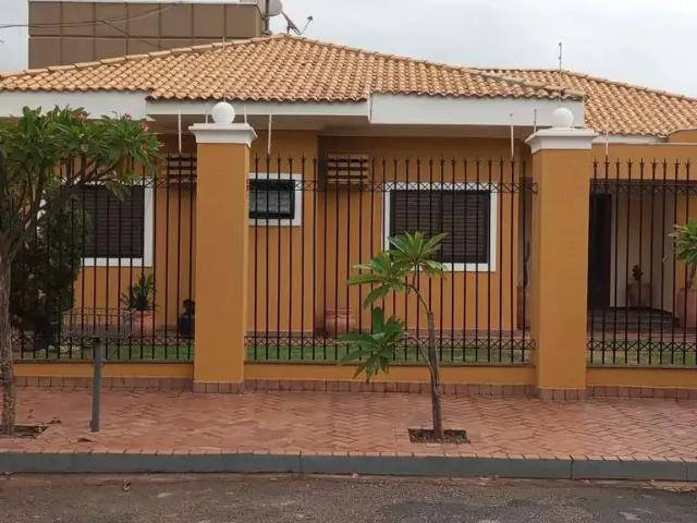 Casa / Sobrado para Venda em Cuiabá/MT Jardim Independência 3 Quartos