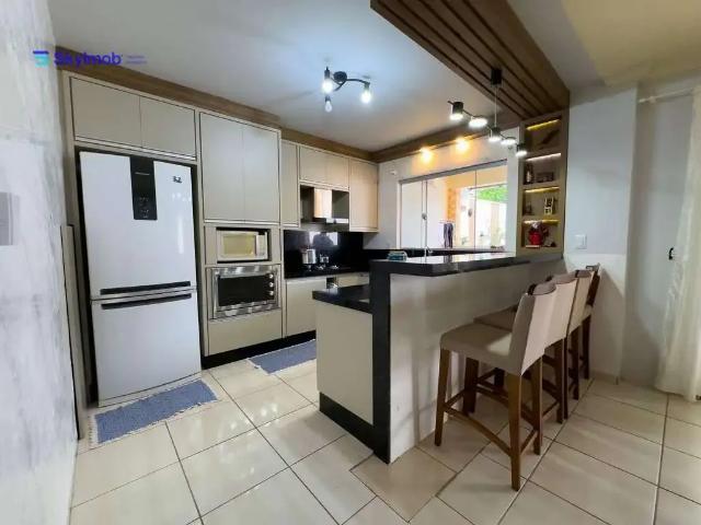 Casa / Sobrado para Venda em Cuiabá/MT Jardim Industriário II 3 Quartos