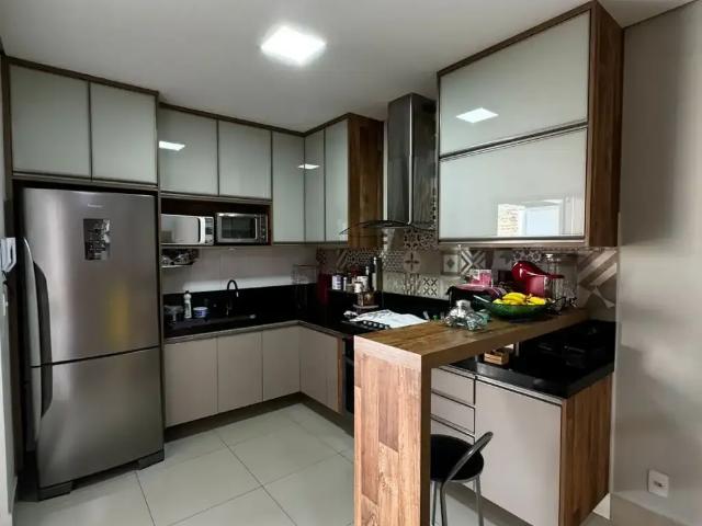 Casa / Sobrado para Venda em Cuiabá/MT Jardim Itália 3 Quartos