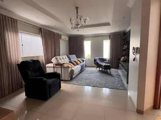 Casa / Sobrado para Venda em Cuiabá/MT Jardim Shangri La 4 Quartos