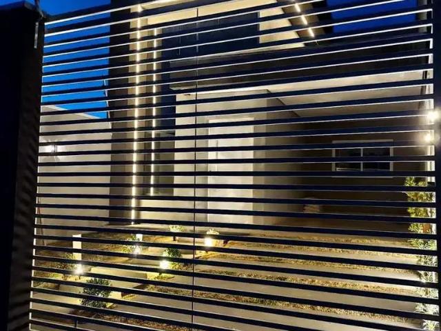 Casa / Sobrado para Venda em Cuiabá/MT Jardim Shangri La 3 Quartos