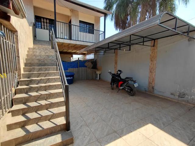 Casa / Sobrado para Venda em Cuiabá/MT Jardim Passaredo 5 Quartos