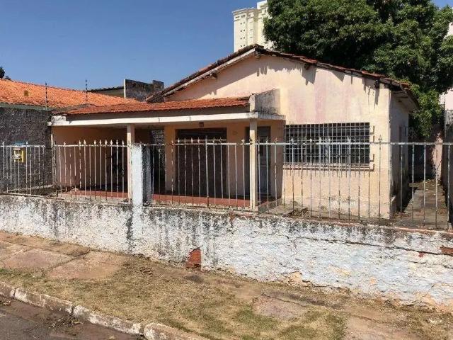 Casa / Sobrado para Venda em Cuiabá/MT Jardim Petrópolis 3 Quartos