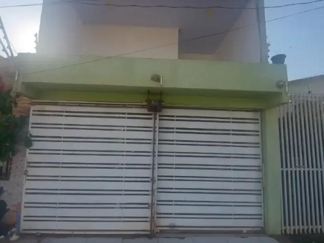 Casa / Sobrado para Venda em Cuiabá/MT Jardim Presidente I 2 Quartos