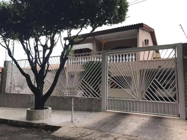 Casa / Sobrado para Venda em Cuiabá/MT Jardim Tropical 3 Quartos