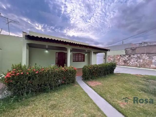 Casa / Sobrado para Venda em Cuiabá/MT Jardim Tropical 4 Quartos