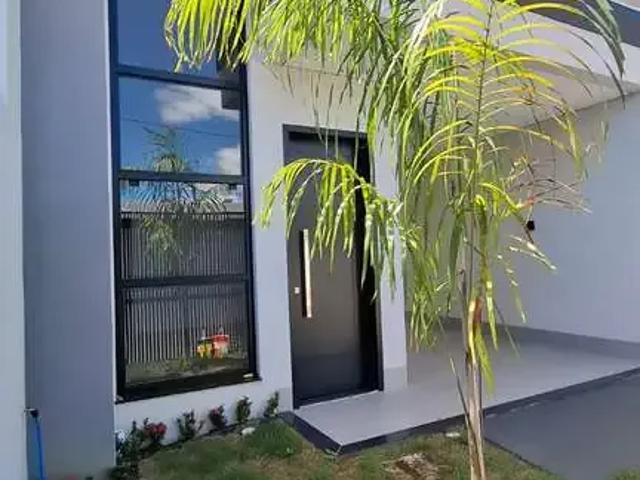 Casa / Sobrado para Venda em Cuiabá/MT Jardim Universitário 3 Quartos