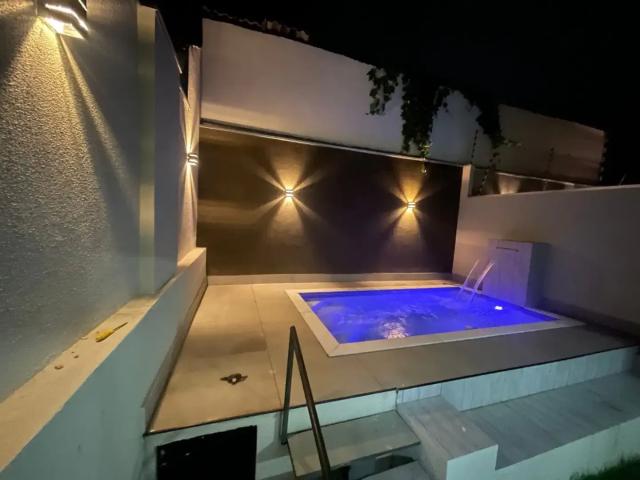 Casa / Sobrado para Venda em Cuiabá/MT Jardim Universitário 3 Quartos