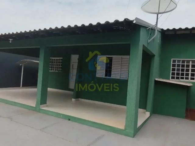 Casa / Sobrado para Venda em Cuiabá/MT Jardim Universitário 3 Quartos