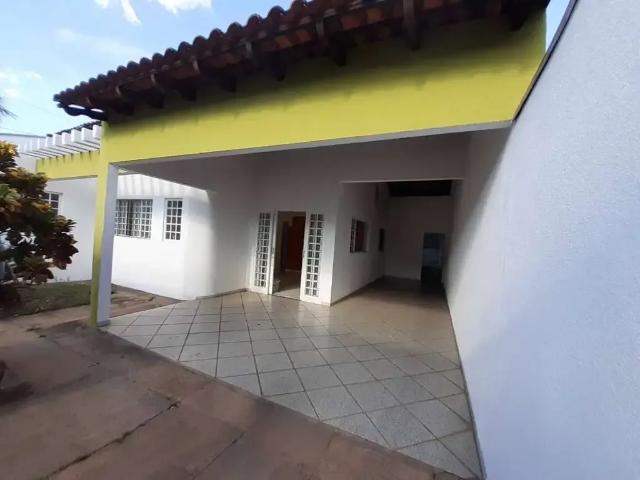 Casa / Sobrado para Venda em Cuiabá/MT Morada do Ouro 3 Quartos