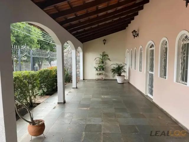 Casa / Sobrado para Venda em Cuiabá/MT Morada do Ouro Setor Oeste 3 Quartos