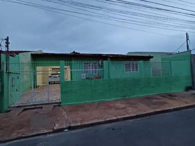 Casa / Sobrado para Venda em Cuiabá/MT Morada da Serra 3 Quartos