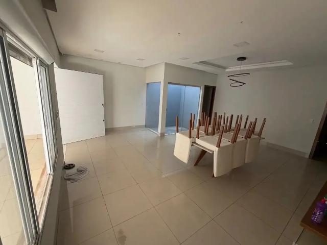 Casa / Sobrado para Venda em Cuiabá/MT Morada da Serra 3 Quartos