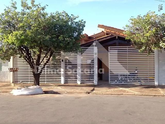 Casa / Sobrado para Venda em Cuiabá/MT Morada da Serra 3 Quartos