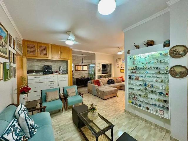 Casa / Sobrado para Venda em Cuiabá/MT Morada da Serra 3 Quartos