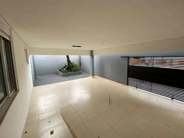 Casa / Sobrado para Venda em Cuiabá/MT Morada da Serra 3 Quartos